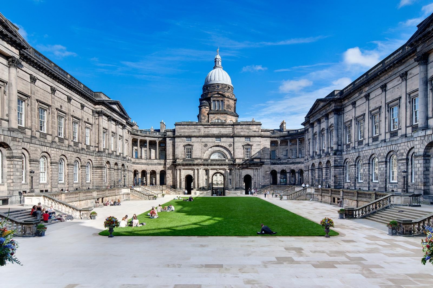 The University Of Edinburgh Edinburgh, UK Tuition Fee